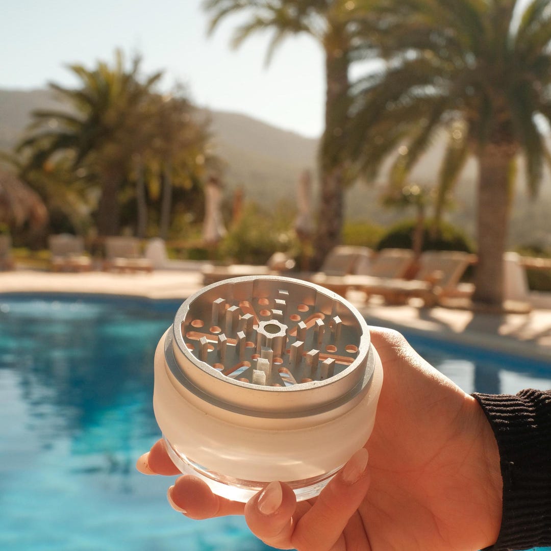 Herb Grinder | 3 Piece Grinder With Glass Base | Viewable Grind | Glass ...