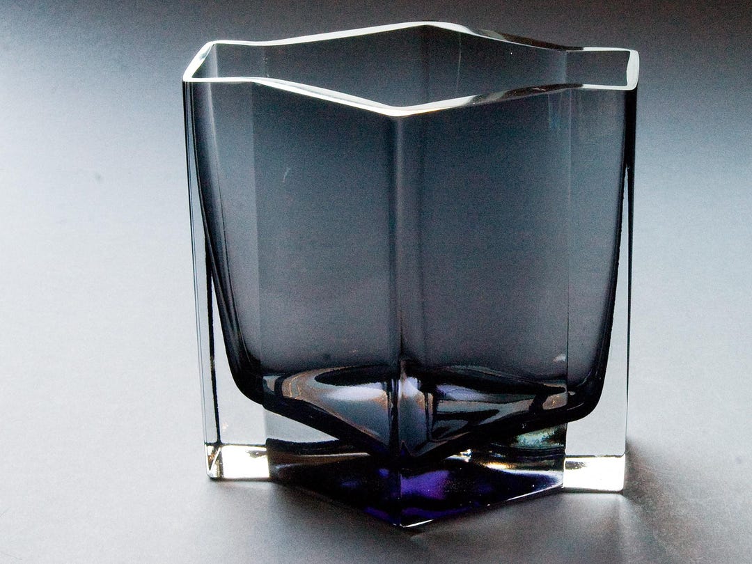 Heavy Pukeberg Vase / Object by Margareta Hennix MCM Art Glass Sweden ...