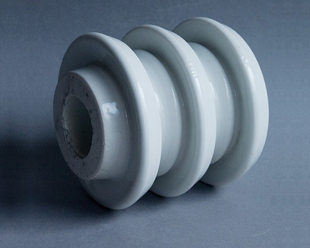 Big High Voltage Porcelain Insulator MCM Dutch Ceramics Industrial ...