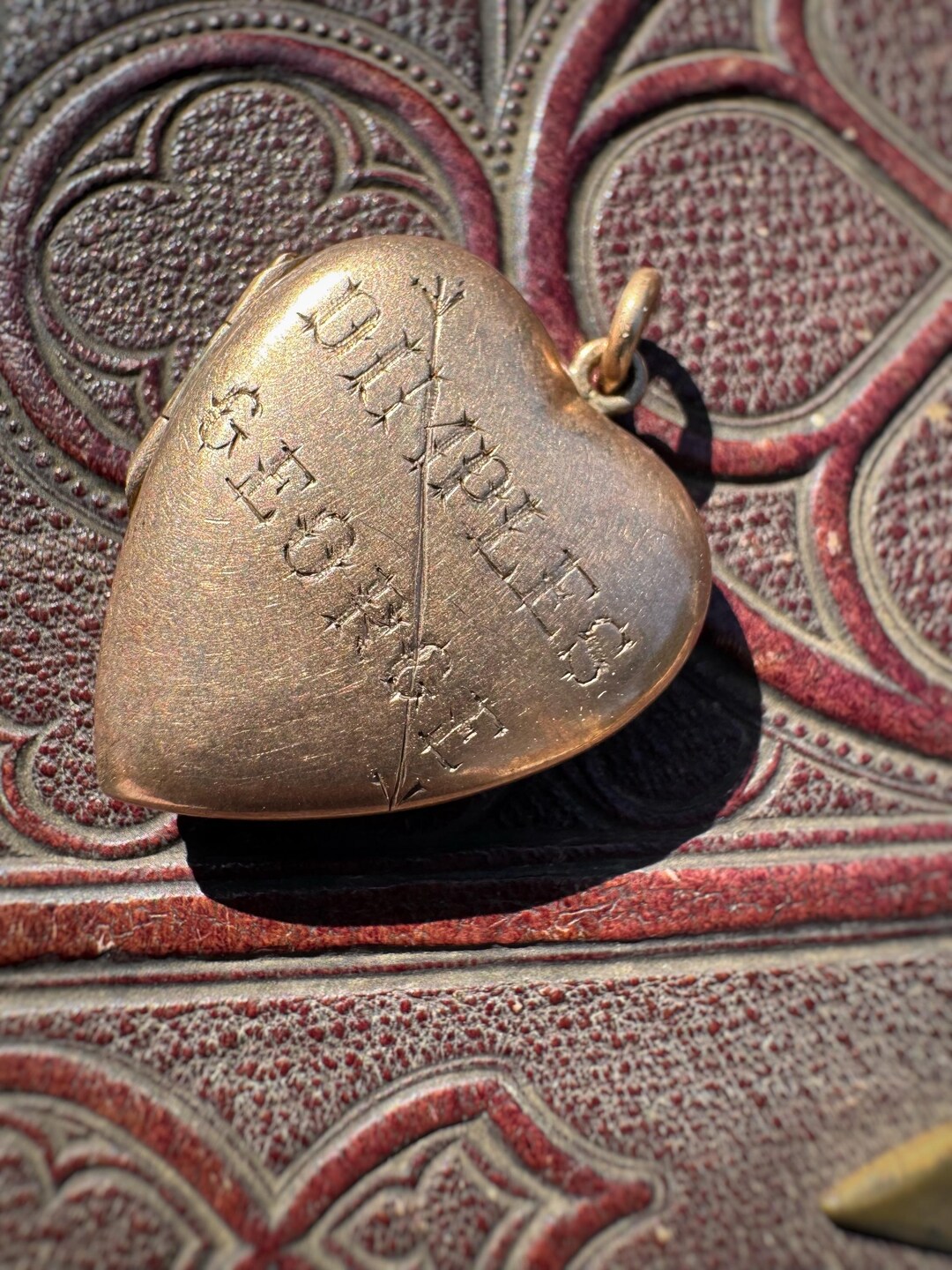 Antique 9ct Gold Large Puffy Love Heart Locket Sweet Heart Love Token ...