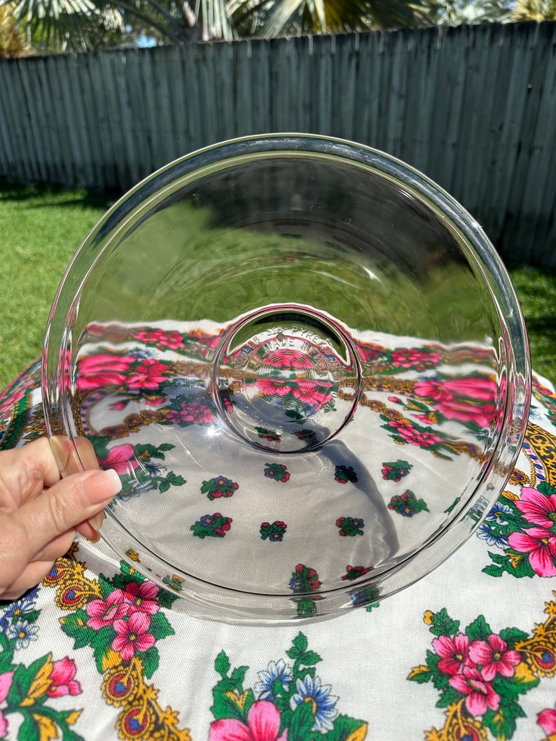 Vintage Pyrex Amber Glass Mixing Bowl - Etsy