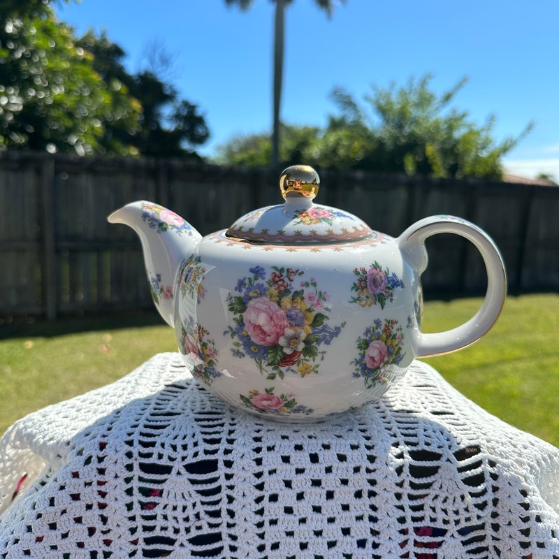Lady Carlyle - Etsy