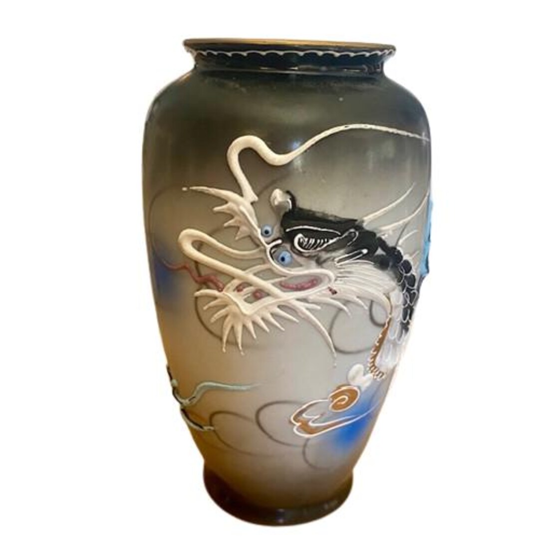 Dragonware Vase Porcelain Mid Century Vintage Japan Blue Eyes Dragon ...