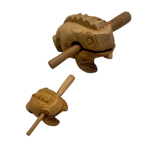 Wooden Frogs Guiros Set of Two Frog Figurines Musical Rasp Instruments ...