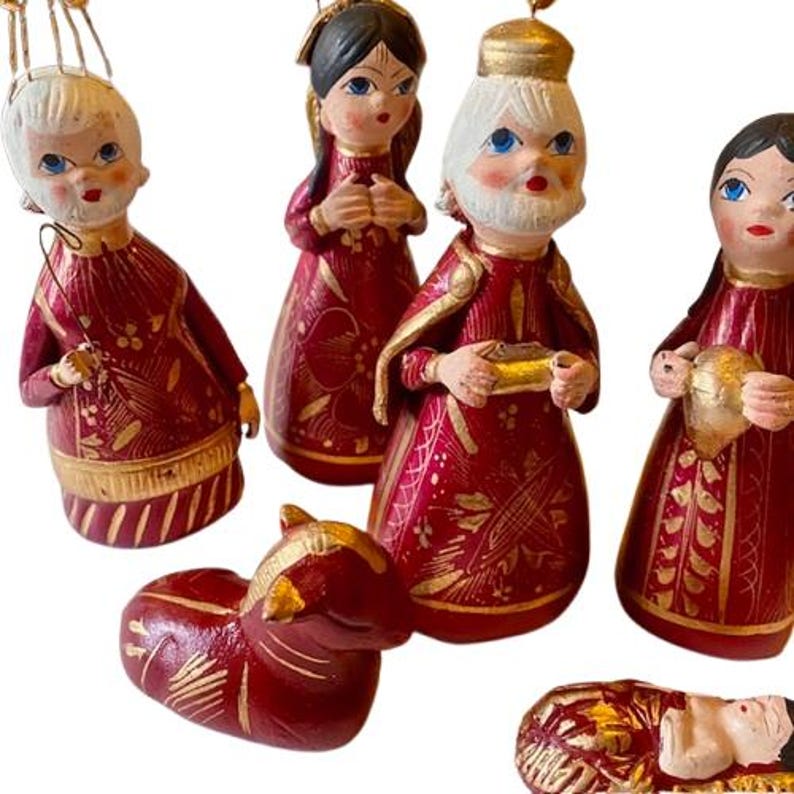 Mexican Nativity Set Pottery Folk Art Hand Painted Ten Pieces Wine Red ...