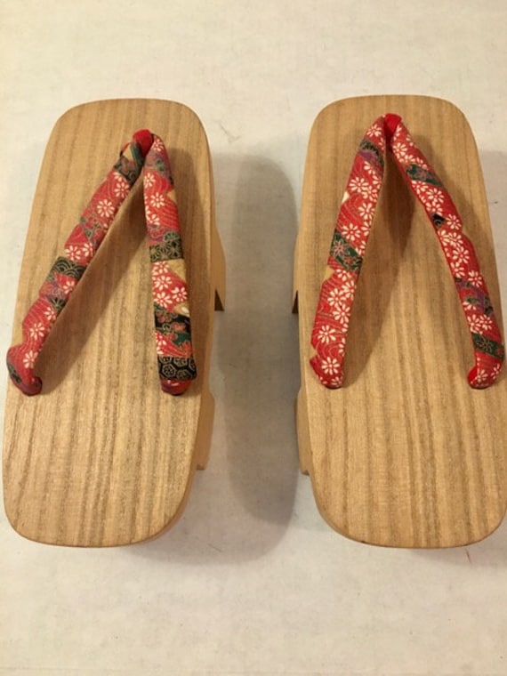 japanese traditional clogs - Gem