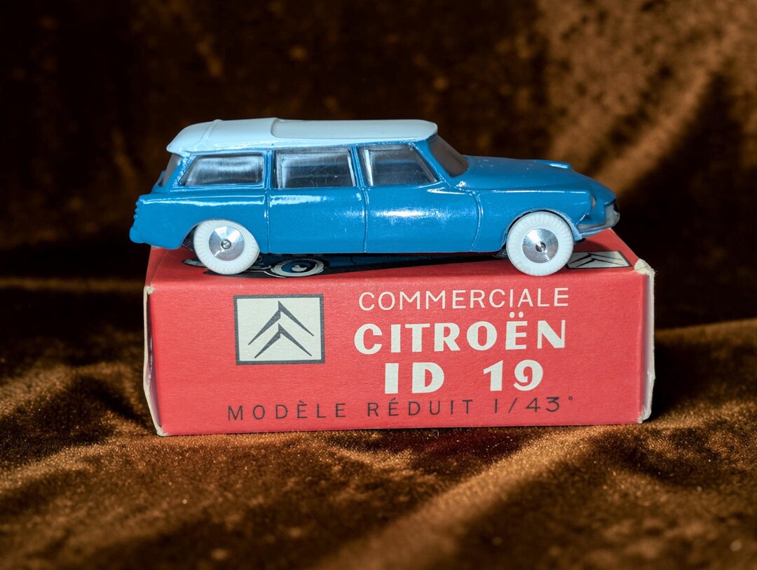 Vintage Commerciale Quiralu (france) Citroen ID 19 Modele Reduit 1/43 ...