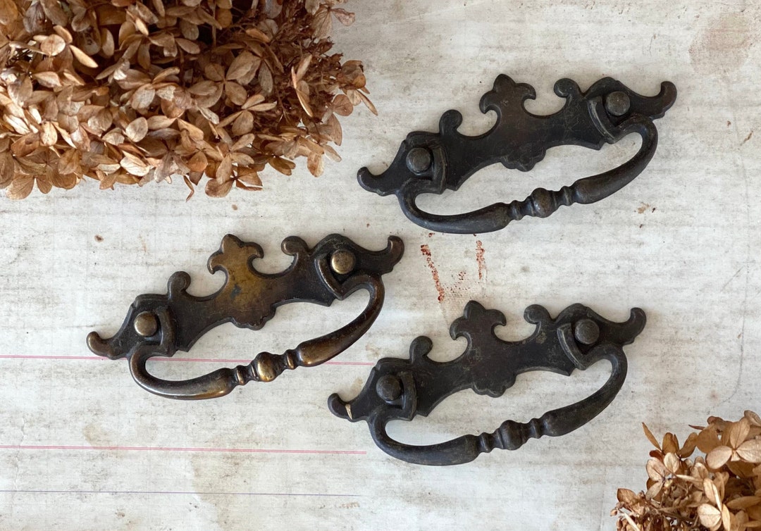 Vintage Brass Metal Drawer Pulls - Lot of 3 | Vintage Drawer Hardware ...