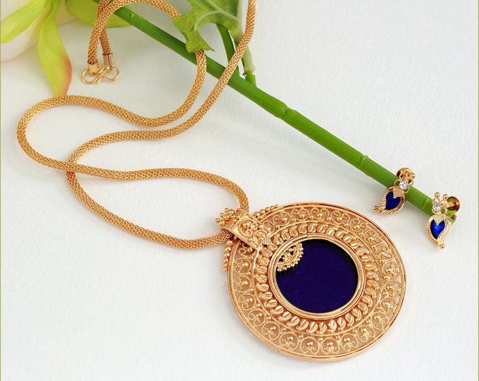 Gold Plated Circle Pendant With Gold Rope Chain Necklace | Colored ...