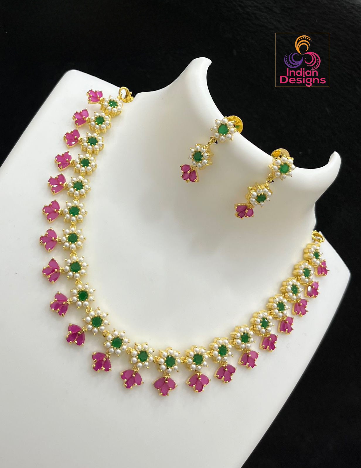Coral and stone jewelry store