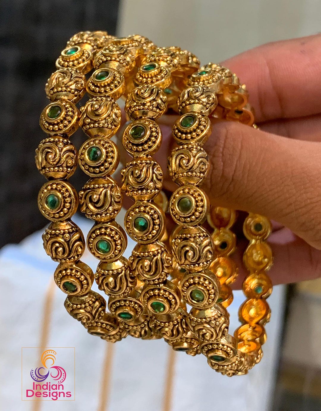 Traditional Indian Bangle Set of 4| Antique Gold Bangles for Women ...