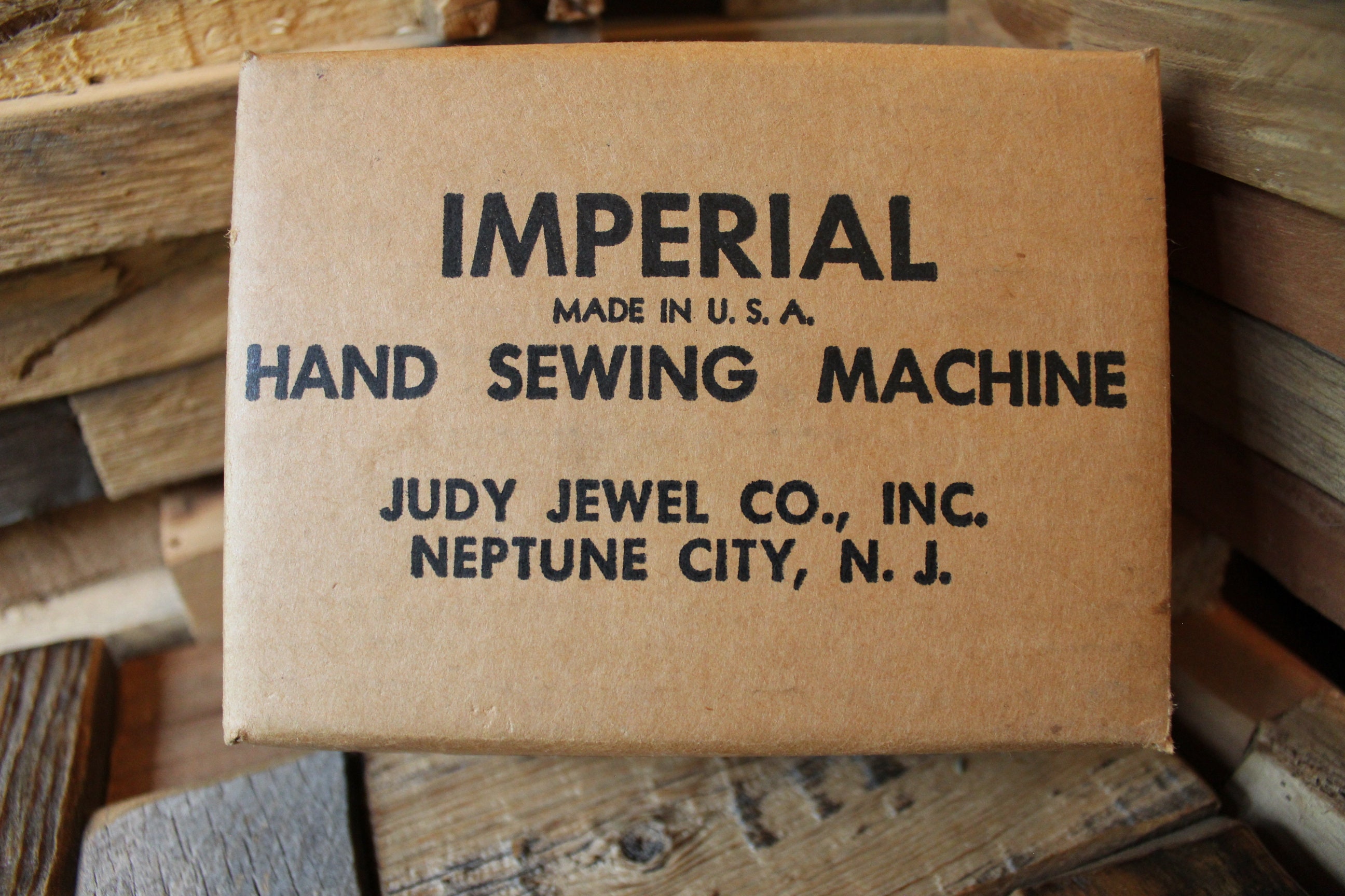 1950s-1960s the Imperial Hand Sewing Machine With Original Box ...
