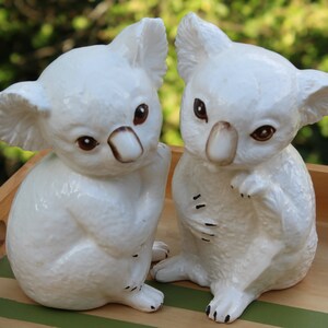 Vintage Pair of White Ceramic Koalas, Andrea by Sadek, Made in Japan, 7 ...
