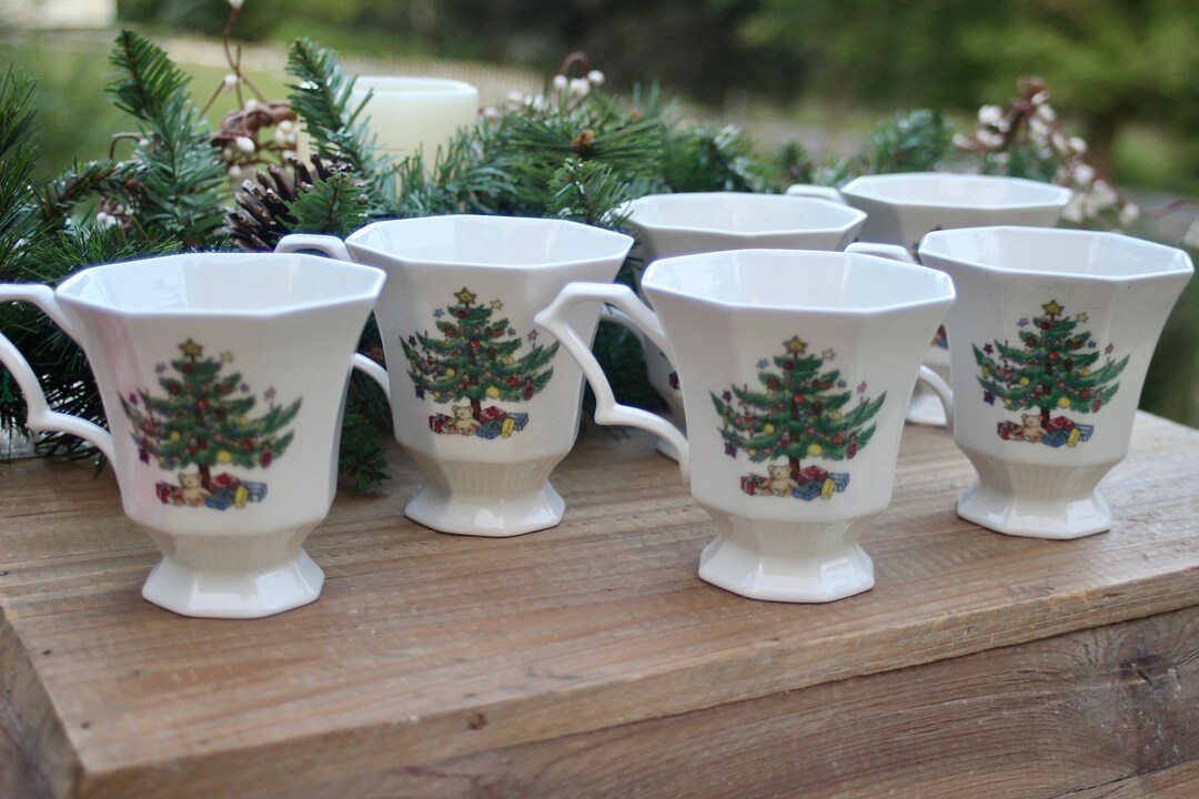 Vintage Nikko Japan Christmastime Coffee Cups, Set of 6, Octagonal With ...