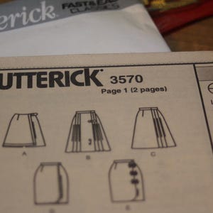 1994 Misses' Shorts and Skirt Fast & Easy Pattern by Butterick, #3570 ...