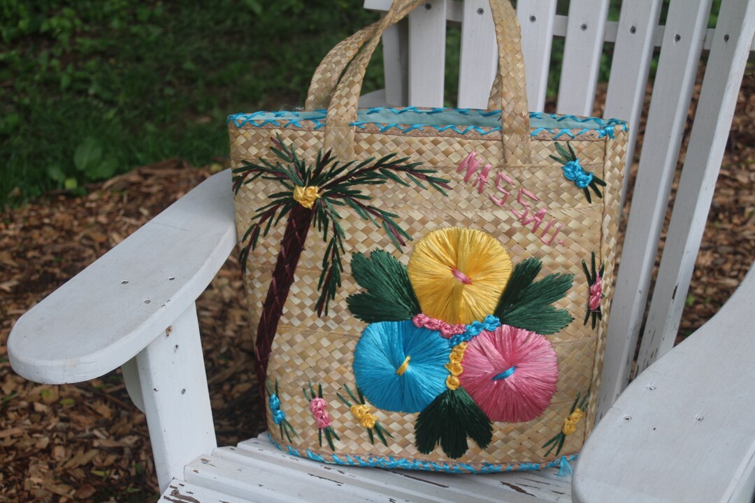 Mid-century Nassau Woven Straw & Raffia Beach Bag, Large Bahamas Top ...
