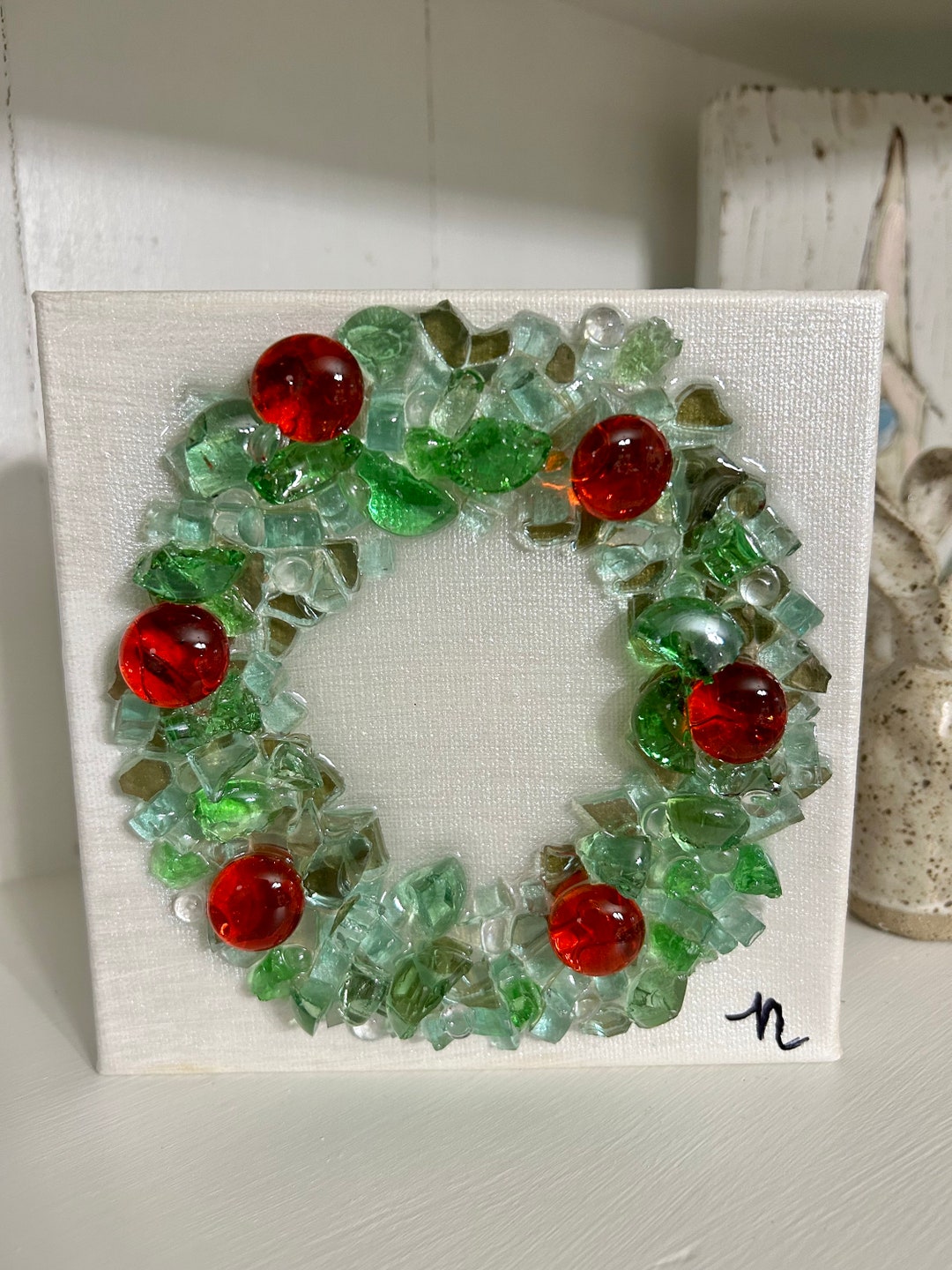 Holly Wreath Shattered Glass Epoxy Art - Etsy