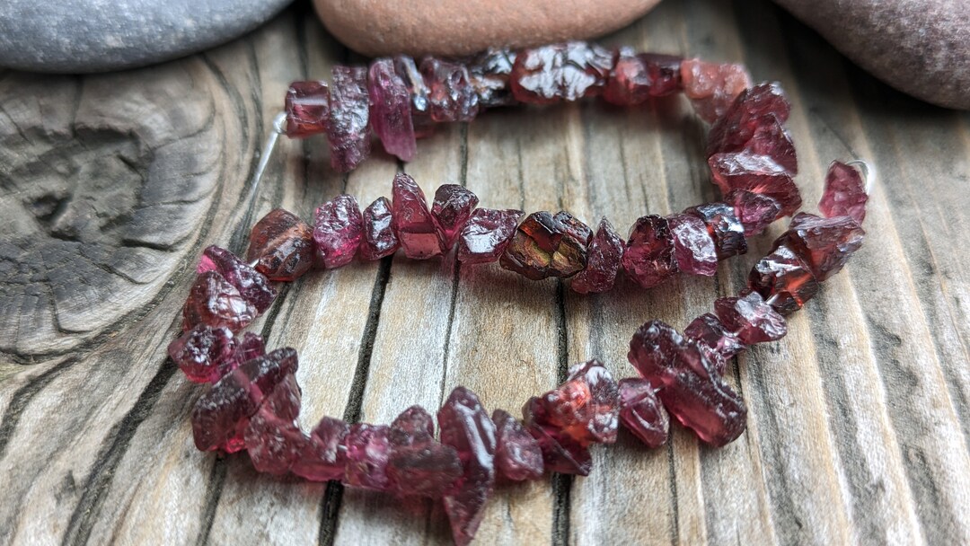 Raw Garnet 5 10mm Small Nugget Chip Beads, 7-1/2 Strand, Unpolished ...