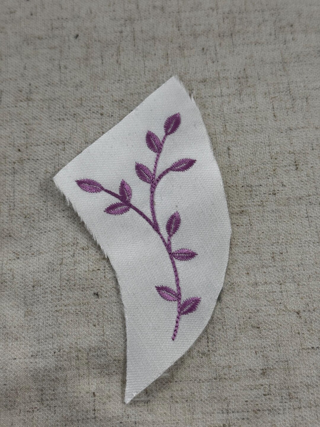 Twig With Leaves Machine Embroidery Design (DST) - Etsy