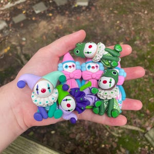 Frug the Clown - Clown Sculpture - Etsy