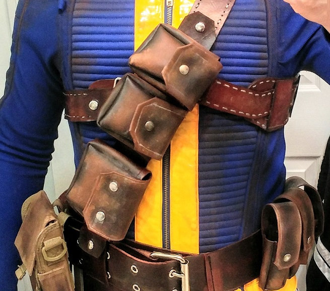 DIGITAL PATTERN - Fallout 4 Pouches for Leather Harness + Extras - Etsy