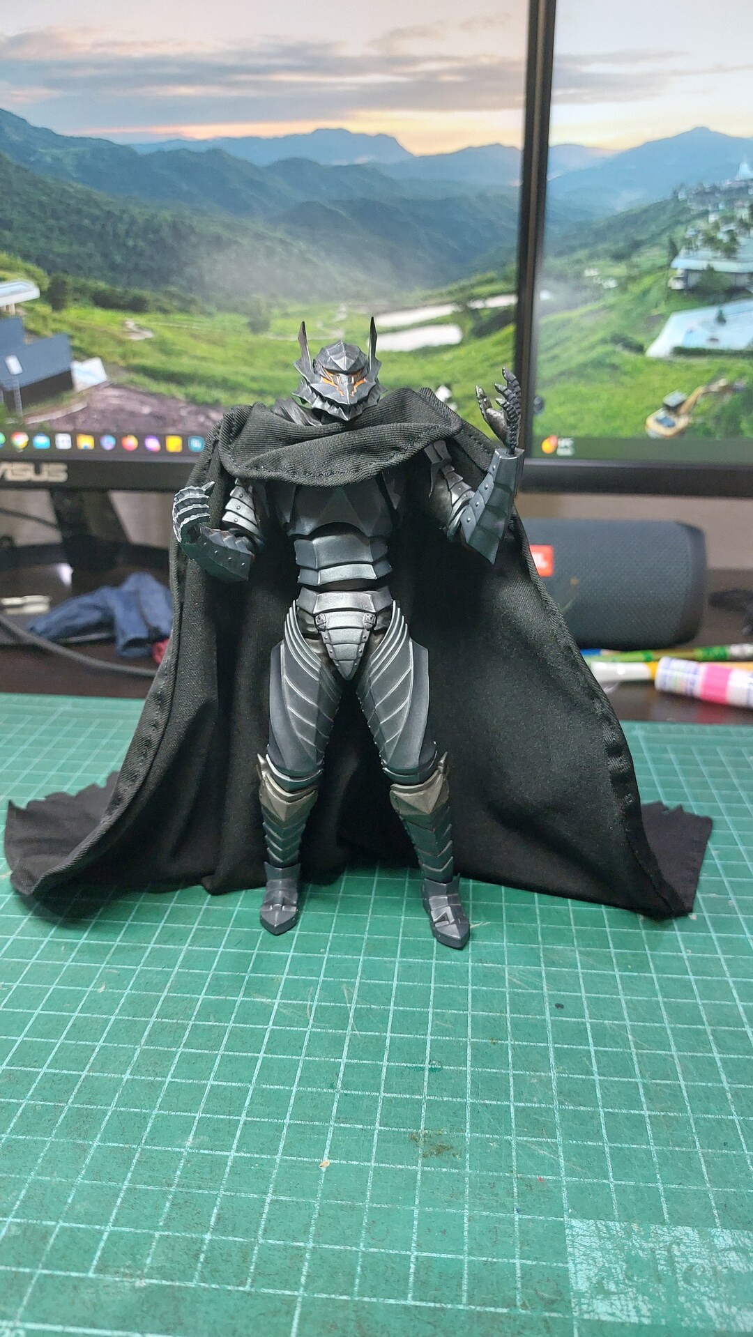 Handmade 1/12 Scale Black Wired Cape: Berserk Armor Action Figure ...