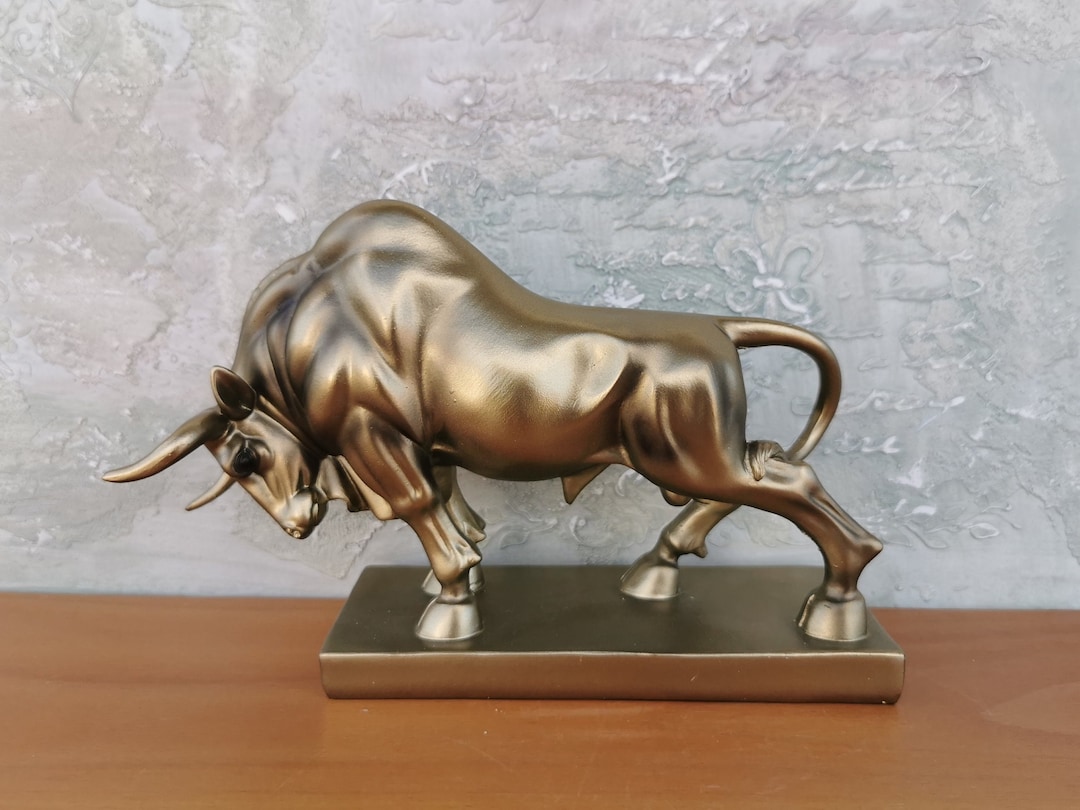 Bull, Vintage Bull Resin Sculpture, Golden Taurus Figurine, Astrology ...