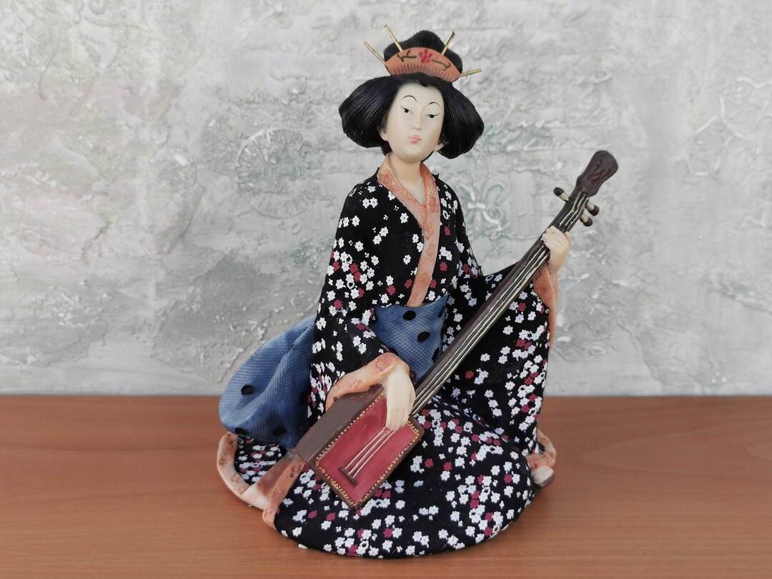 Geisha Playing Shamisen, Vintage Japanese Geisha Figure, Unique Geisha ...
