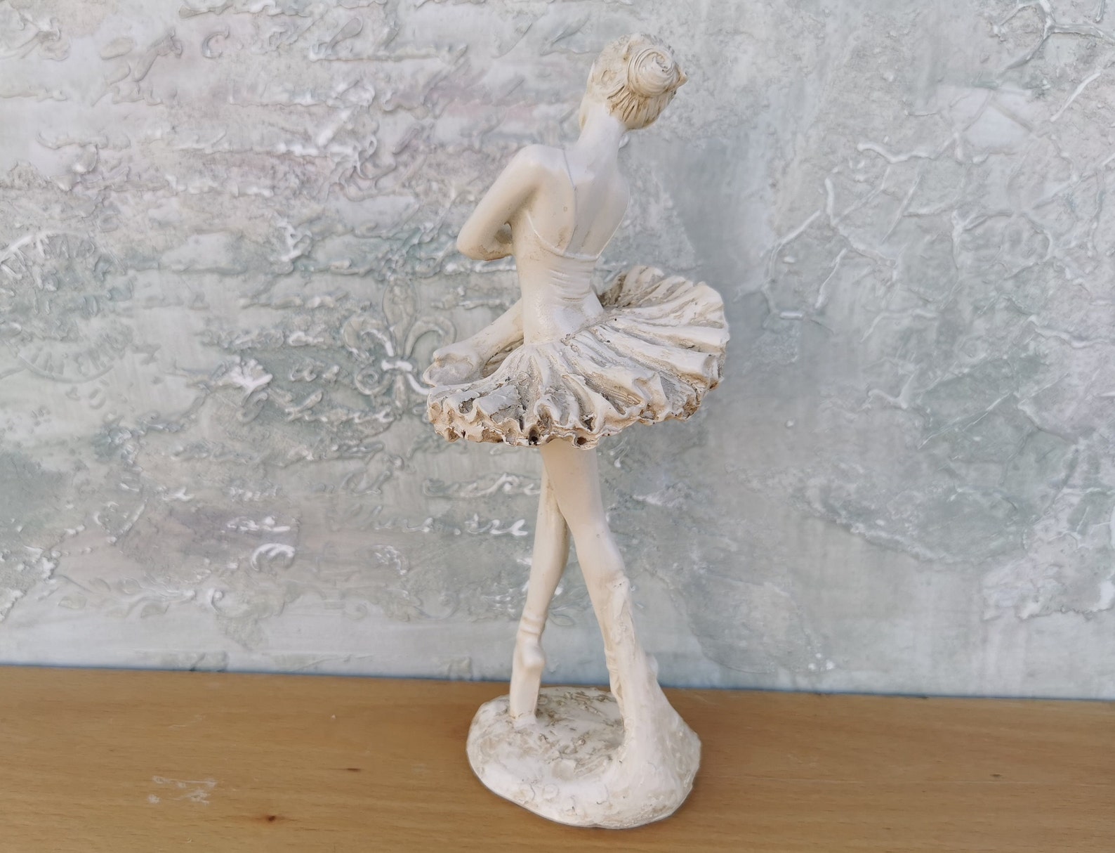 Ballerina Figurine, Vintage Dancing Ballerina Statue, Romantic ...