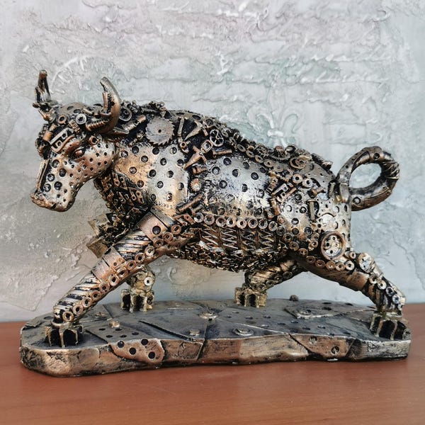 Steampunk Statue - Etsy