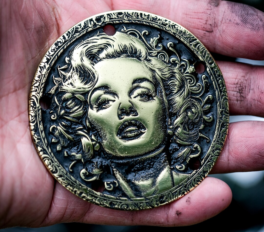 Solid Brass Hot Marilyn Monroe Engraved Timing Points Cover 5 Hole ...