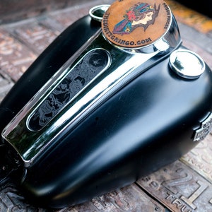 Black Evil Skulls Engraved Leather Gas Tank Dash Console Insert 08 16 ...