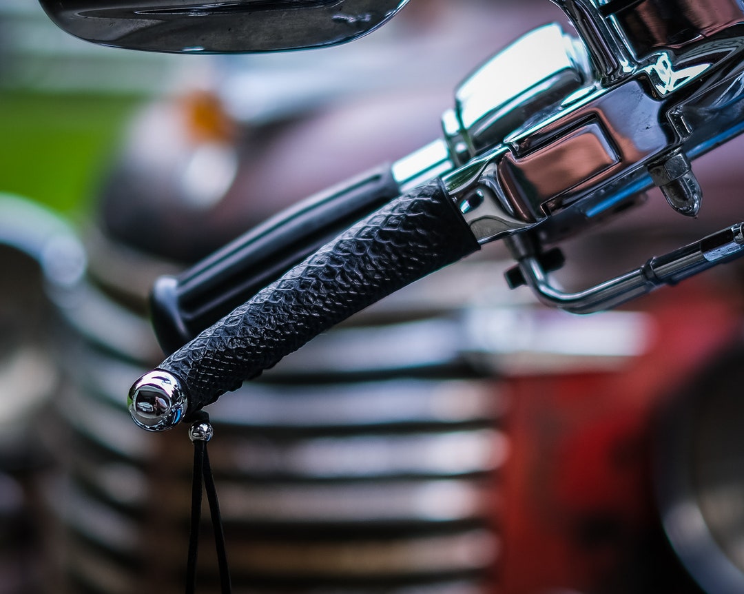 Python Textured Black Leather Motorcycle Lever Covers for Harley ...