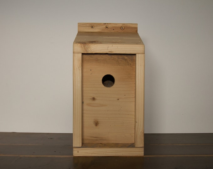 Bird Nest Box Chickadee/nuthatch/wren Nest Box Bird Nesting House ...