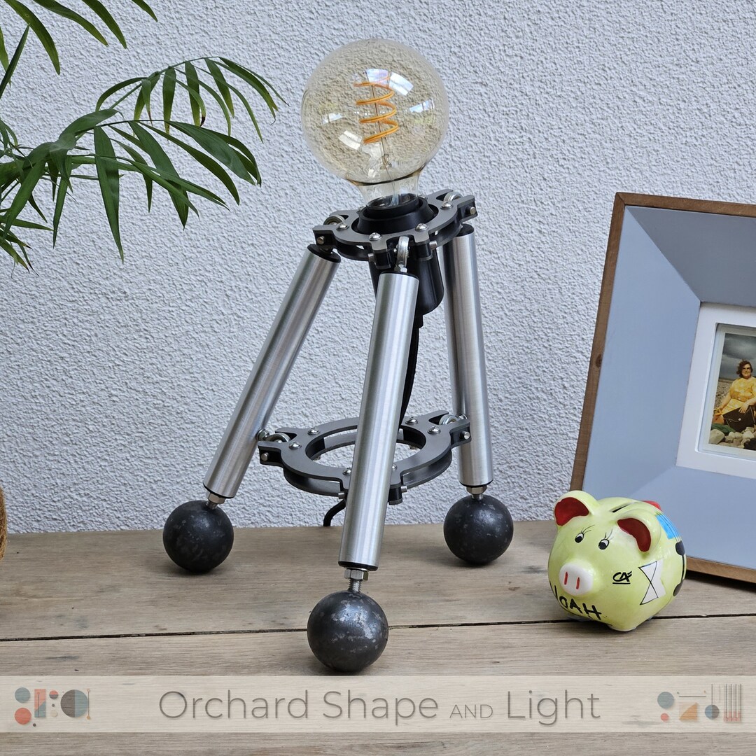 Tri-leg Lamp Small Custom Steel Tripod Desk Table Nightstand Lamp Light ...
