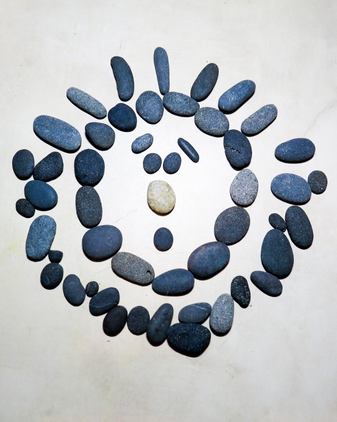 50 Flat Tiny Beach Pebbles for Pebble Pictures, Pebble Art or Pebble ...