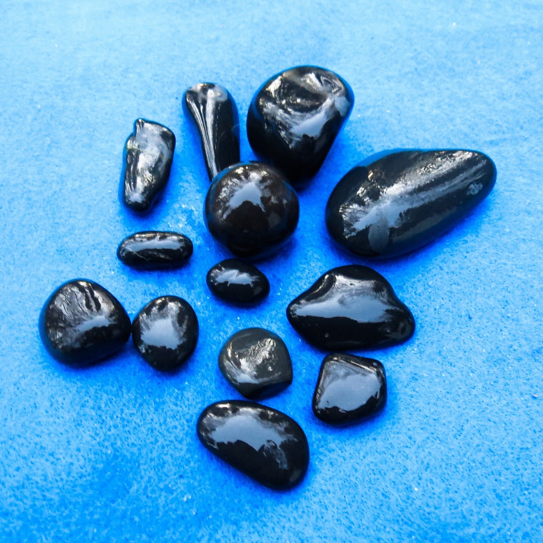 25 Black Beach Rocks for Your Beach Decor, Aquarium or Terrarium - Etsy