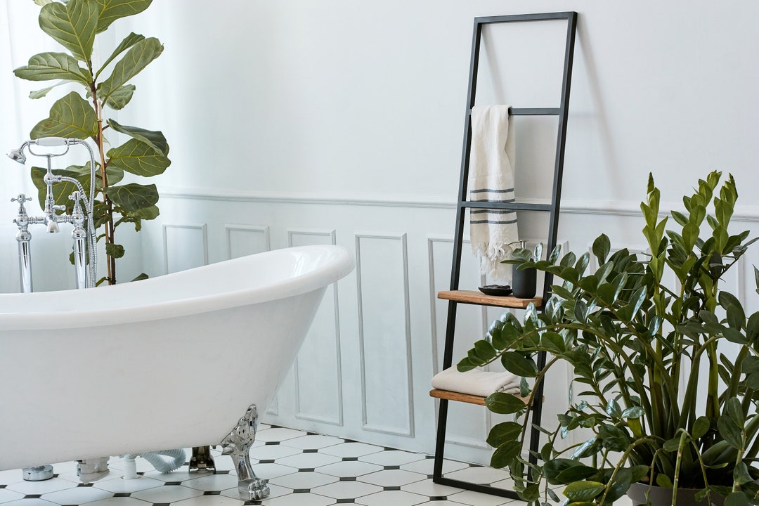 Bathroom Rack With Reclaimed Wood Shelves - Ladder Style Rack for ...