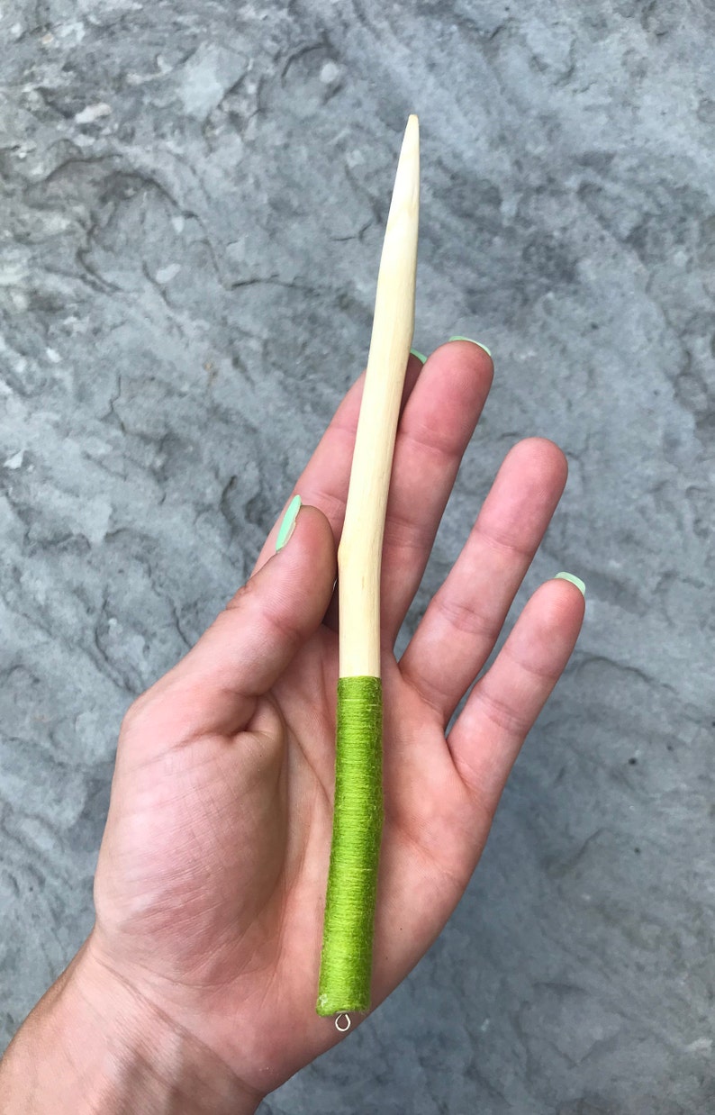 Mulberry Wicca Wand – Raw Wood Magic Wand, Costume Cosplay - Etsy