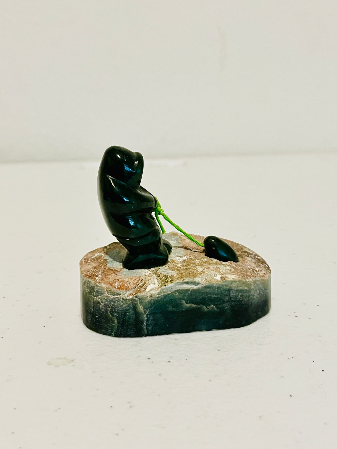 VTG Canada Nephrite Jade Carved Inuit Eskimo Alaskan Fisherman & Seal ...