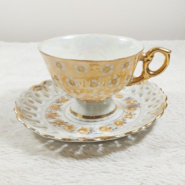 Footed Tea Cups - Etsy