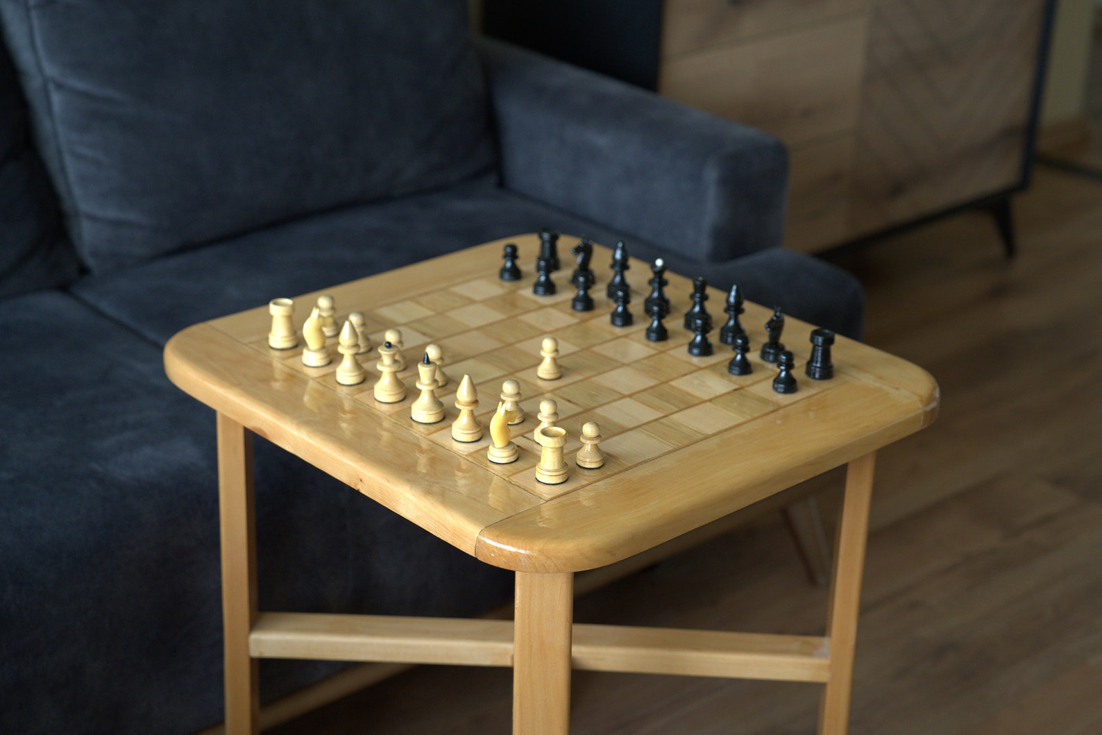Handcrafted Wooden Chess Board Coffee Table Unique Natural Wood ...