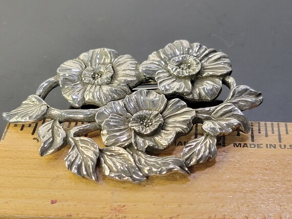 Large silver pewter flower brooch pin.Floral brooch, … - Gem
