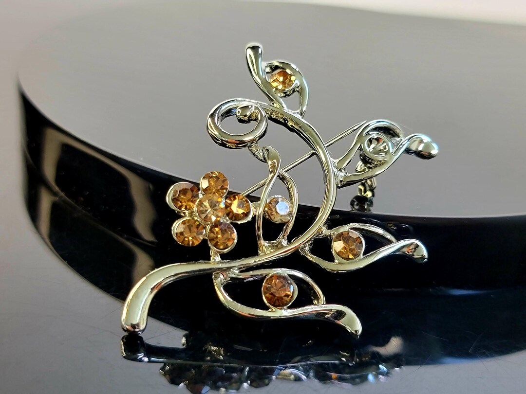 Vintage Gold Floral Brooch, Beryl Crystal Rhinestone Pin, 1950s-60s - Etsy