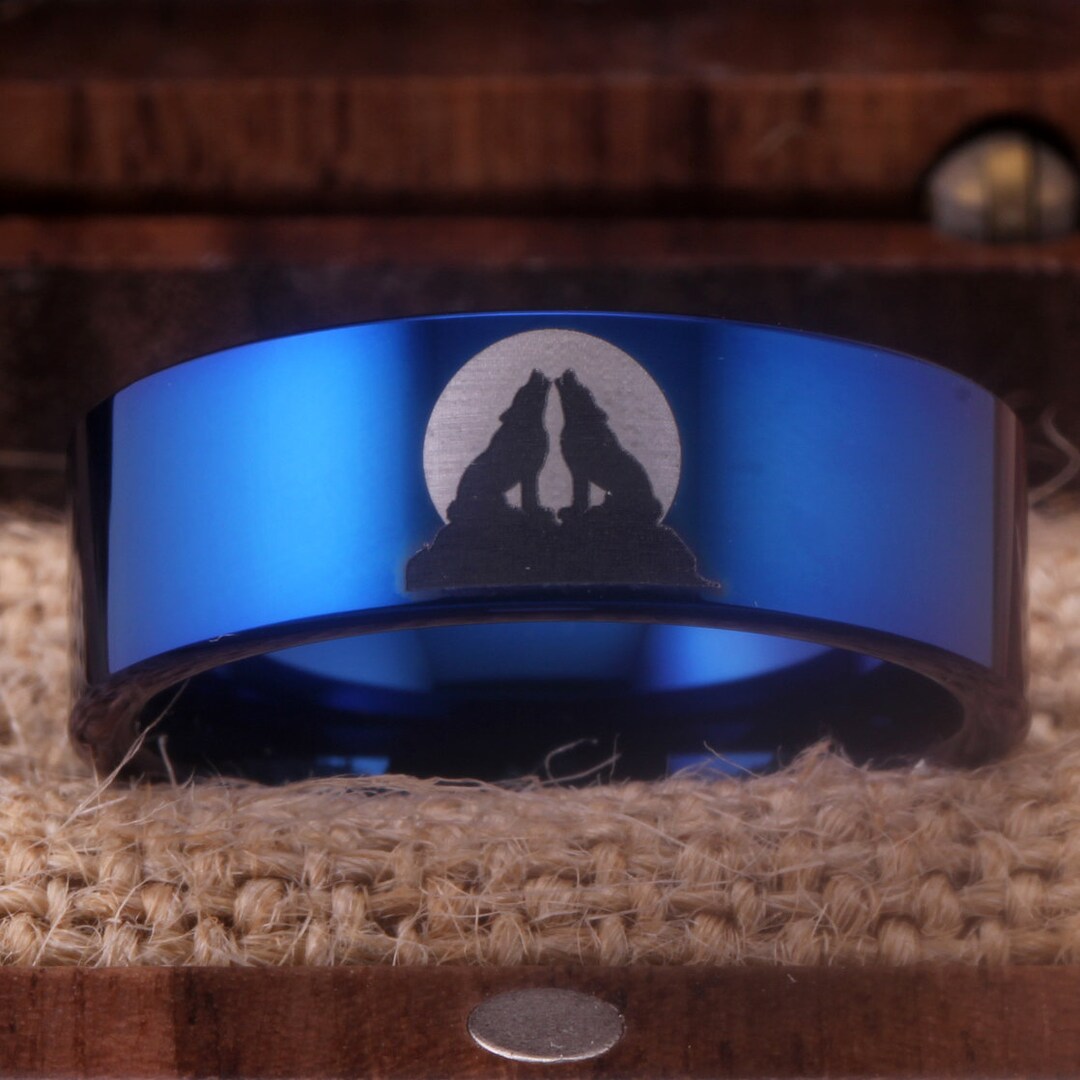 Howling Wolf Wedding Band Howling Wolves Engagement Ring Native Wolf ...