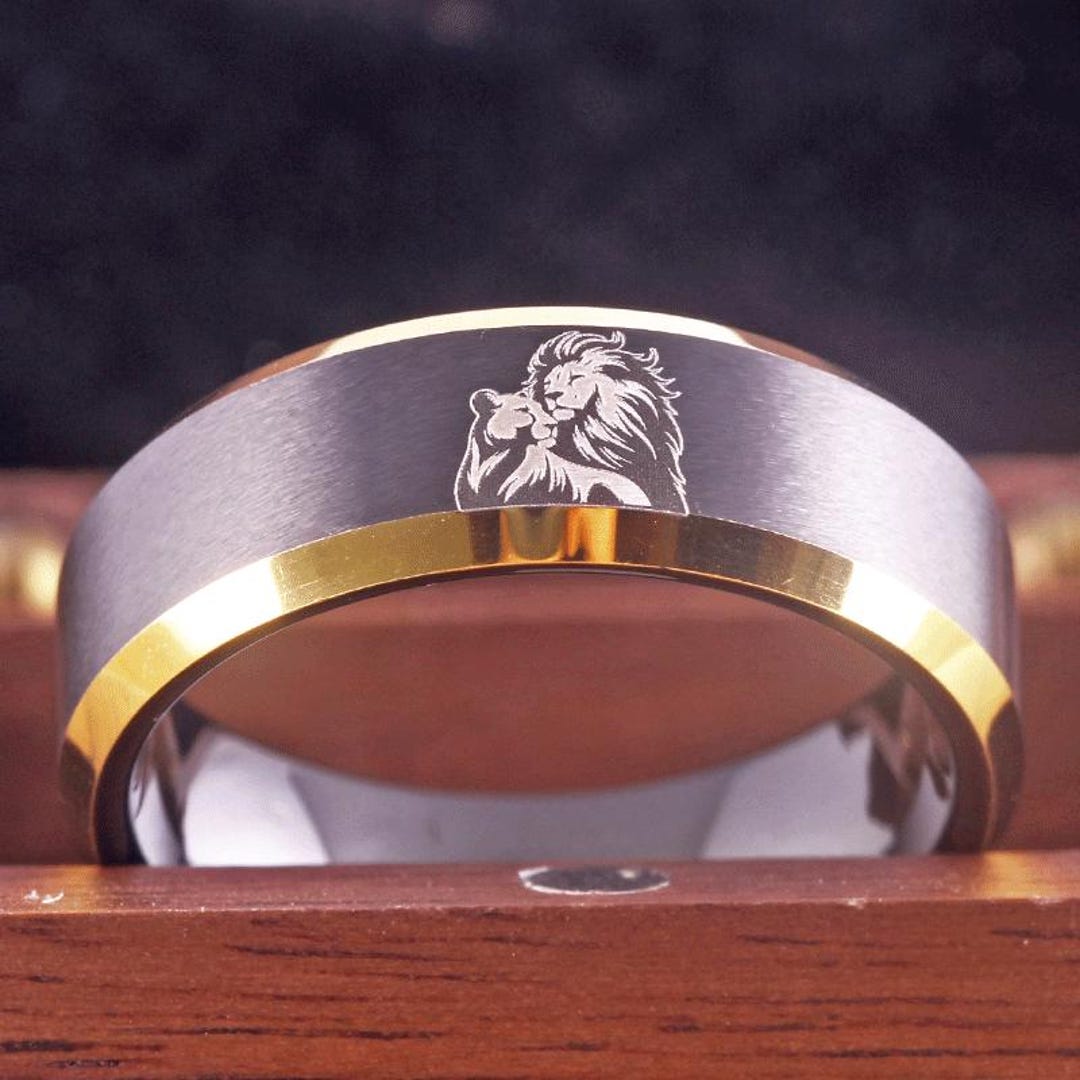 Lion Lioness Wedding Ring Animal Engraved Ring Black Wedding Band Lion ...