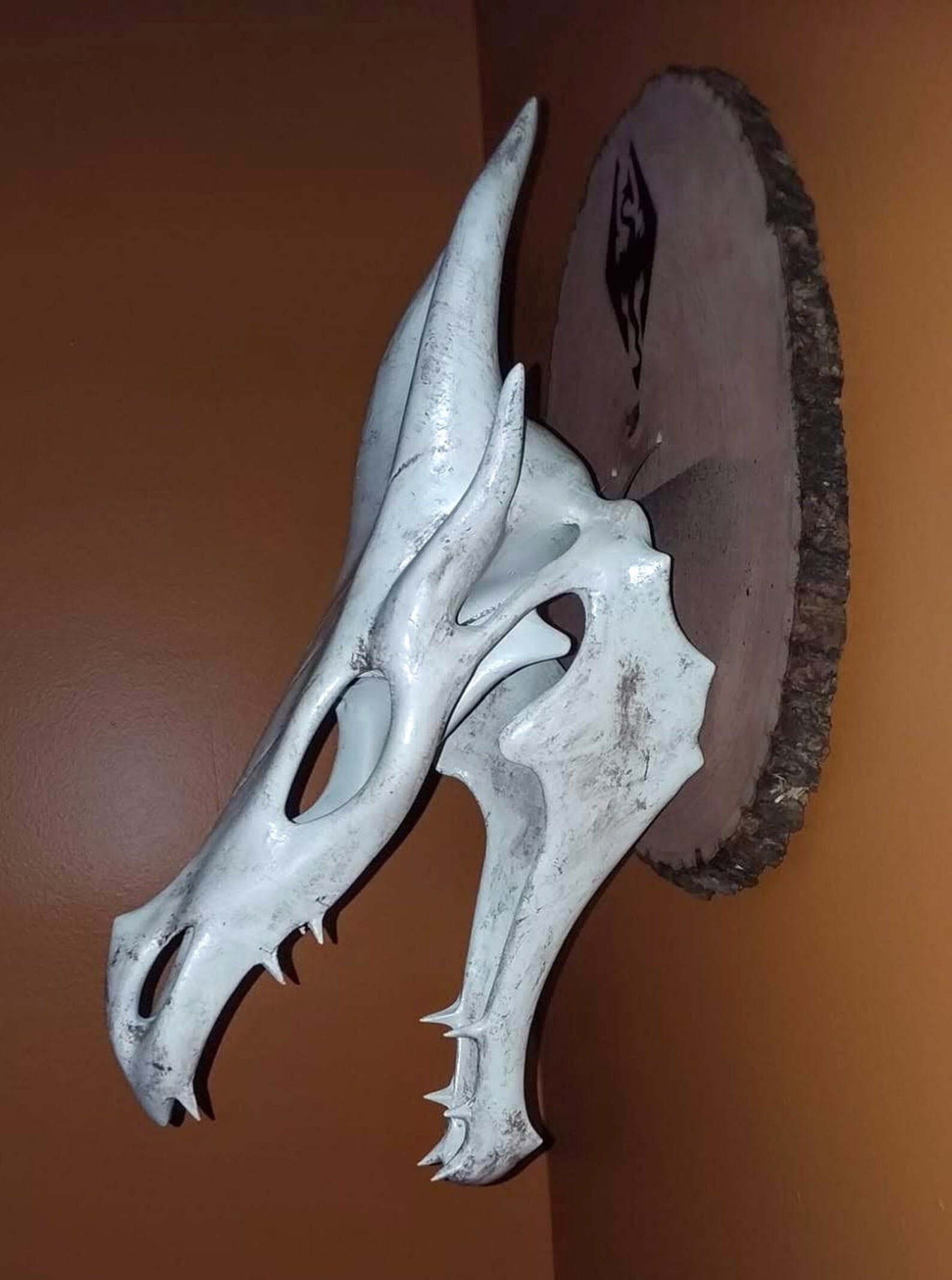 Skyrim Dragon Skull - Wooden Plaque Mounted - Etsy