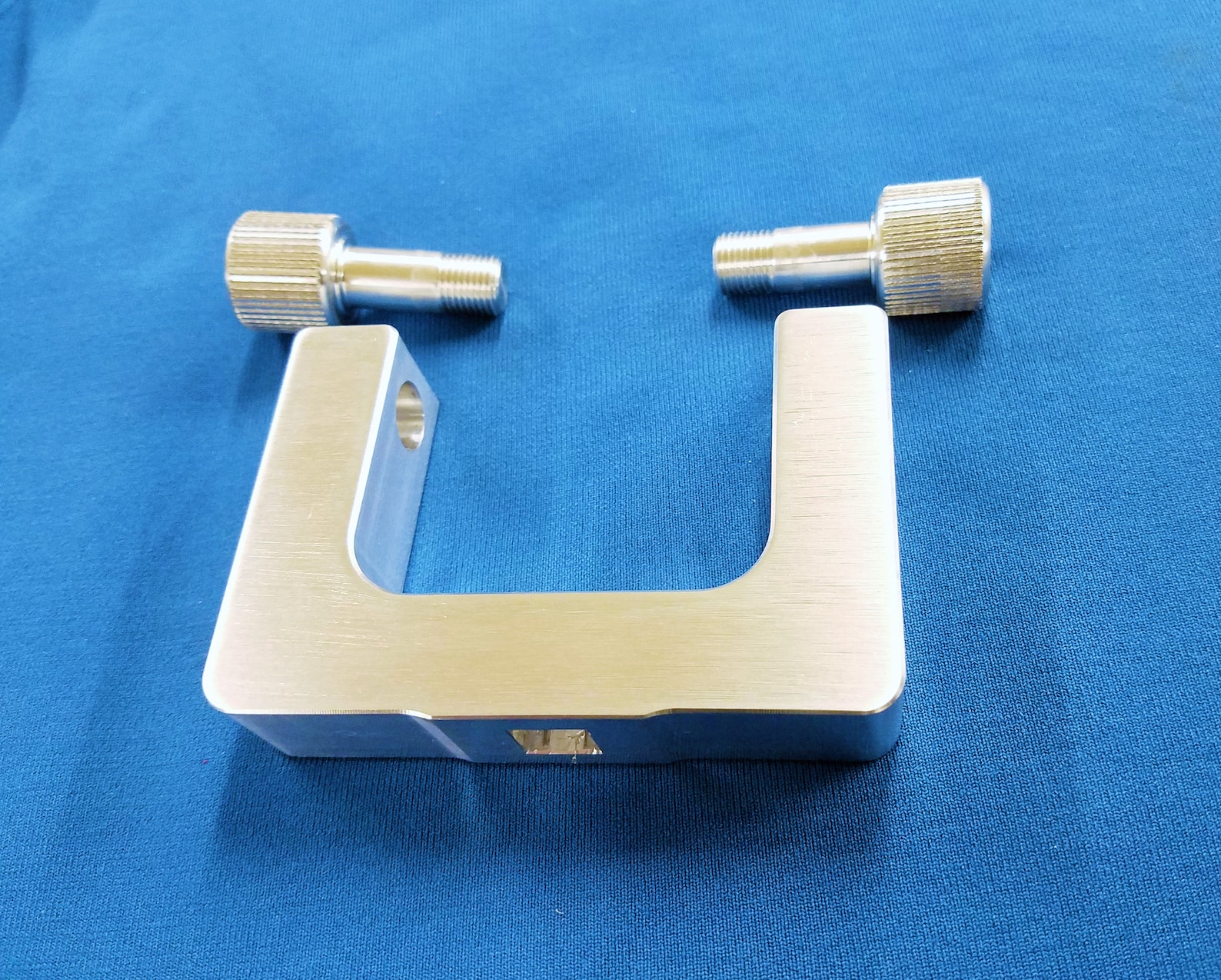 Bolts Trunnion Torque Tool to Tighten 54mm Trunnion Mount Shocks-clone ...