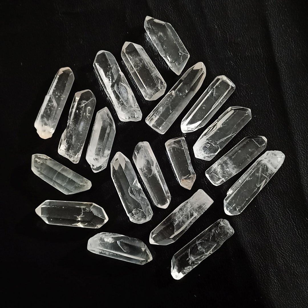 Quartz Crystal Point, Crystal Quartz Points, Clear Quartz Needle Point ...