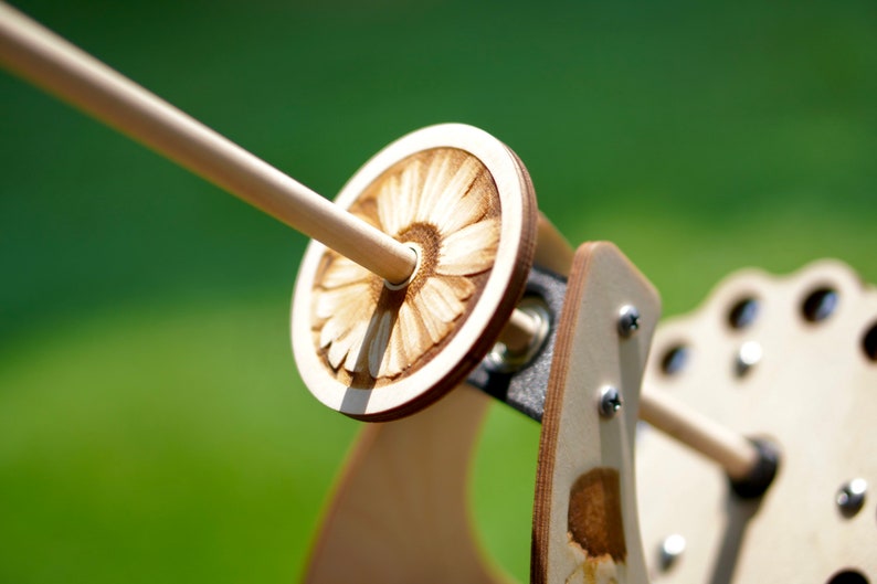 Daisy Kick Spindle by Bobbin Exchange - Etsy